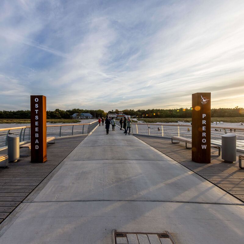 Prerow – Feinsandiger Traumstrand & Nationalpark-Erlebnis - Fischland ...